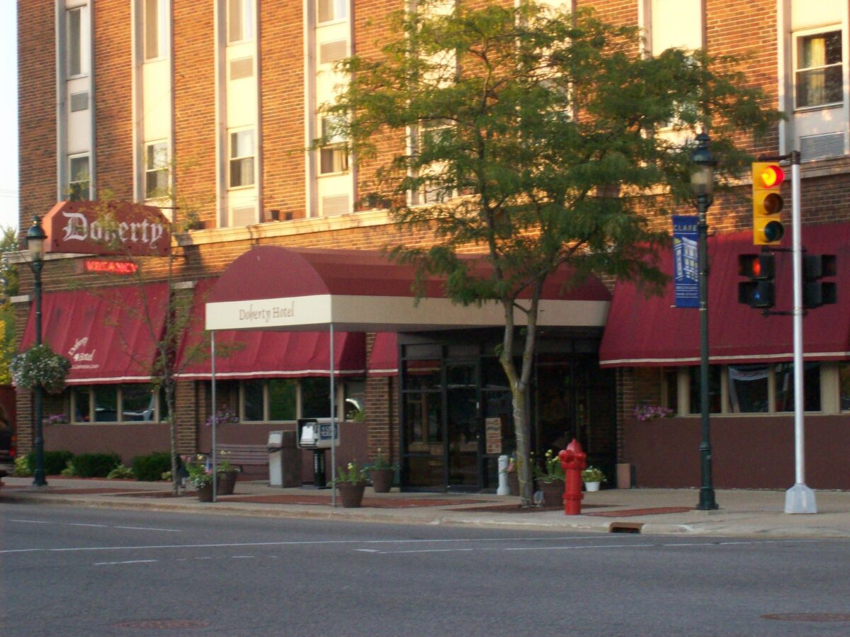 17 Best & Fun Things to Do in Clare, MI – Touristchief